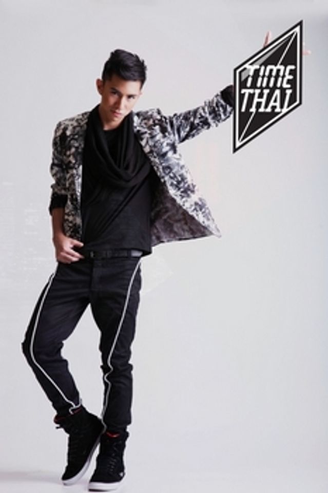 7 สีคอนเสิร์ต : ศิลปิน – TimeThai / X.I.S. / Demo Project