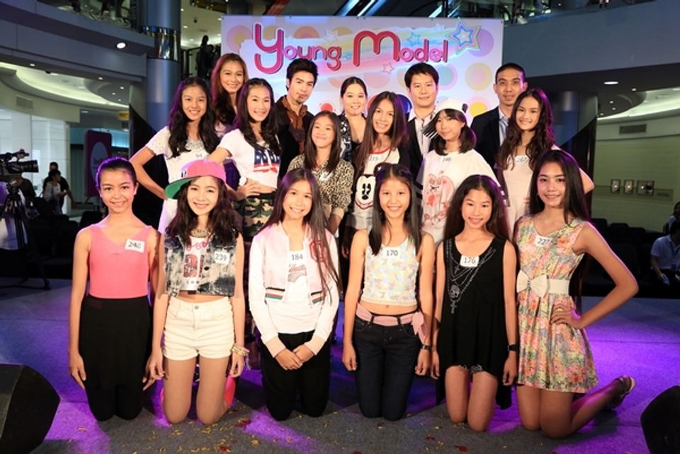 ข่าวเผยโฉมผู้เข้ารอบ 12 คนแรก Young Model 2014