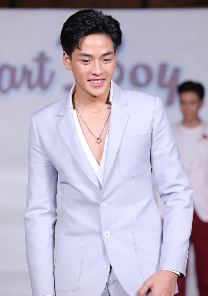 ข่าวห้างแตก หนุ่มหน้าใสแห่สมัคร SMART BOY 2020 เติ้ล-ทับทิม-โก้ นั่ง ...