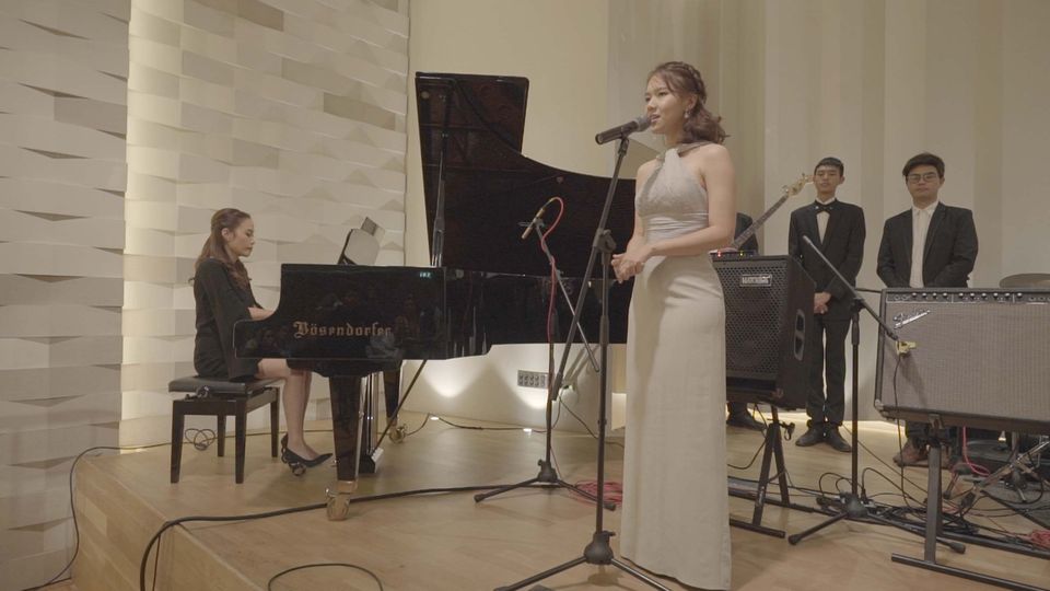 ร้อยเรื่องเมืองไทย : Blue Day